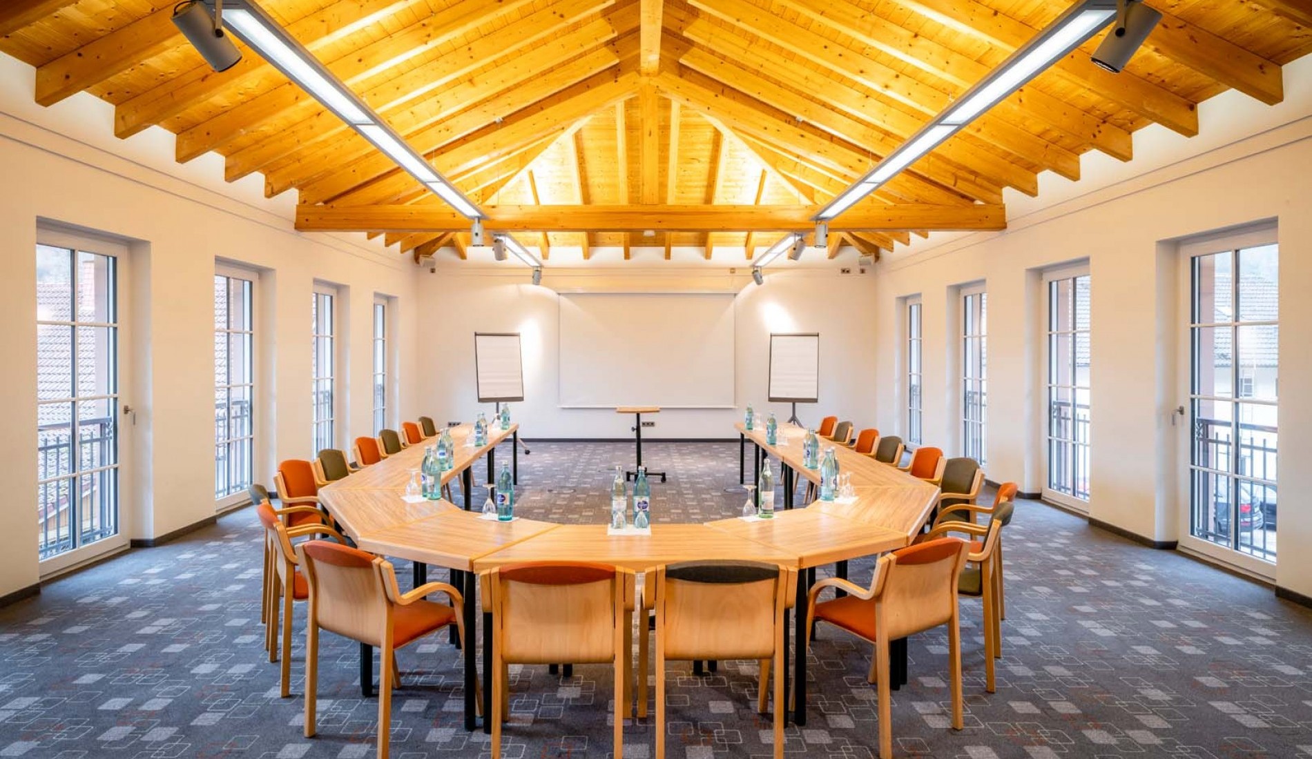 HOTEL LAMM | Urlaub | Tagung | Coronakonform Tagen | Restaurant ...